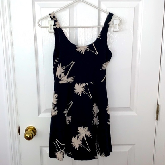 PINK Victoria's Secret | Dresses | Pink By Victorias Secret Palm Tree ...